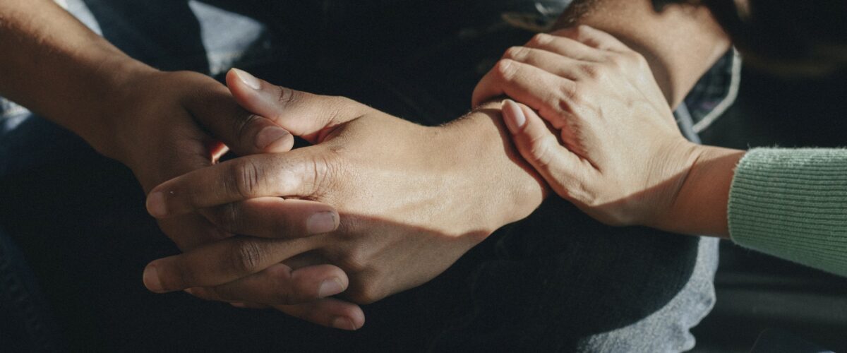 4 Ways To Support Someone Suffering From Mental Health Issues - Wellistic