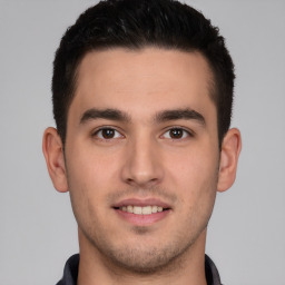 7 Must-Have Features Of A Medical Virtual Assistant | Wellistic